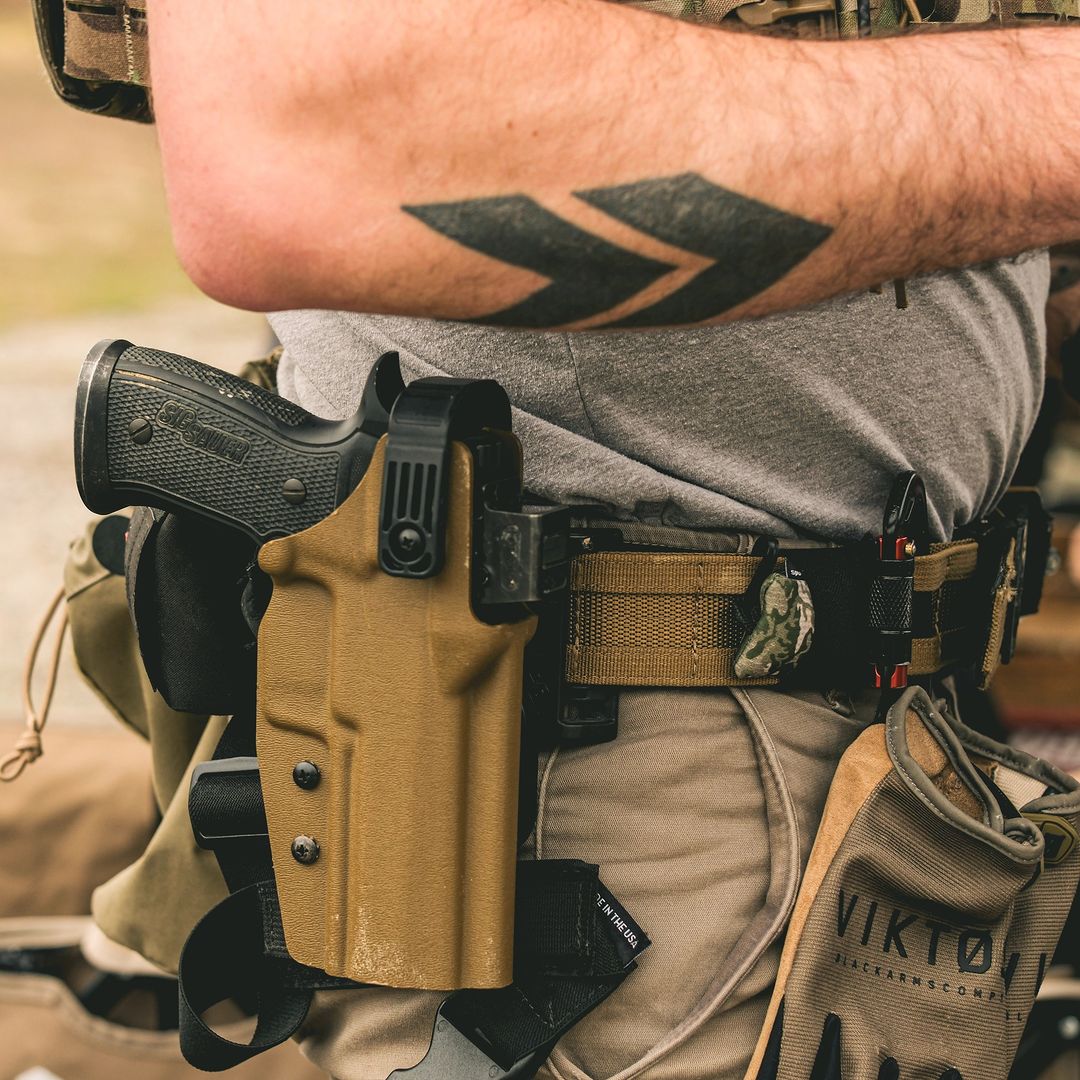 Glock 19 / 19X / 45 + X300u level 2 duty holster - Dara Holsters (Coyo – SA Tactical Institute